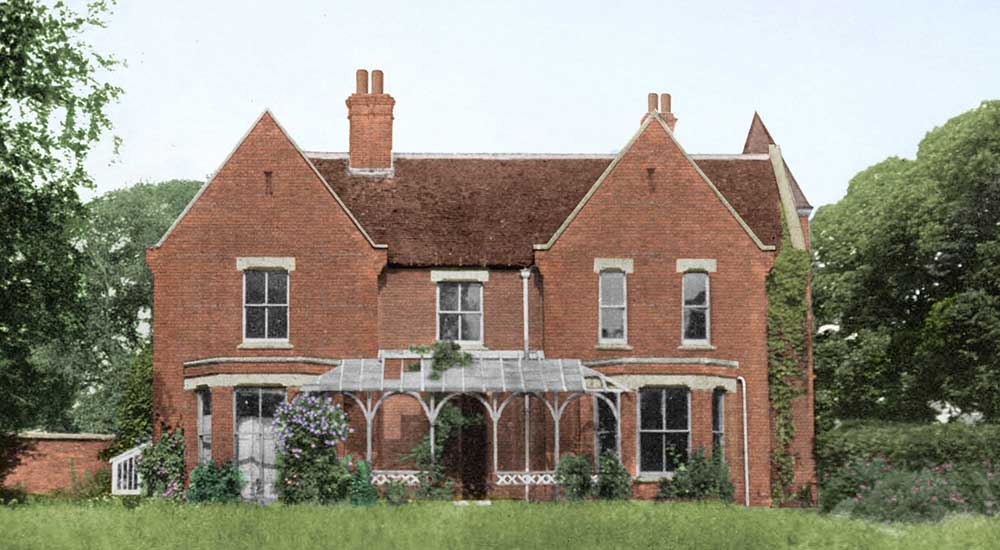 SPOOKY TALES OF BRITAIN’S HAUNTED HOMES | Focus - MAG THE WEEKLY