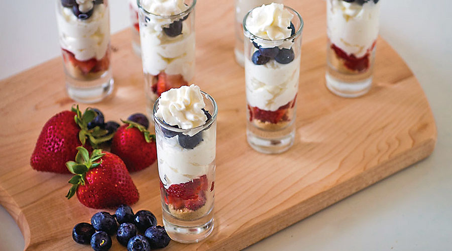 Easy Berry Cheesecake Parfaits | Cookery - MAG THE WEEKLY
